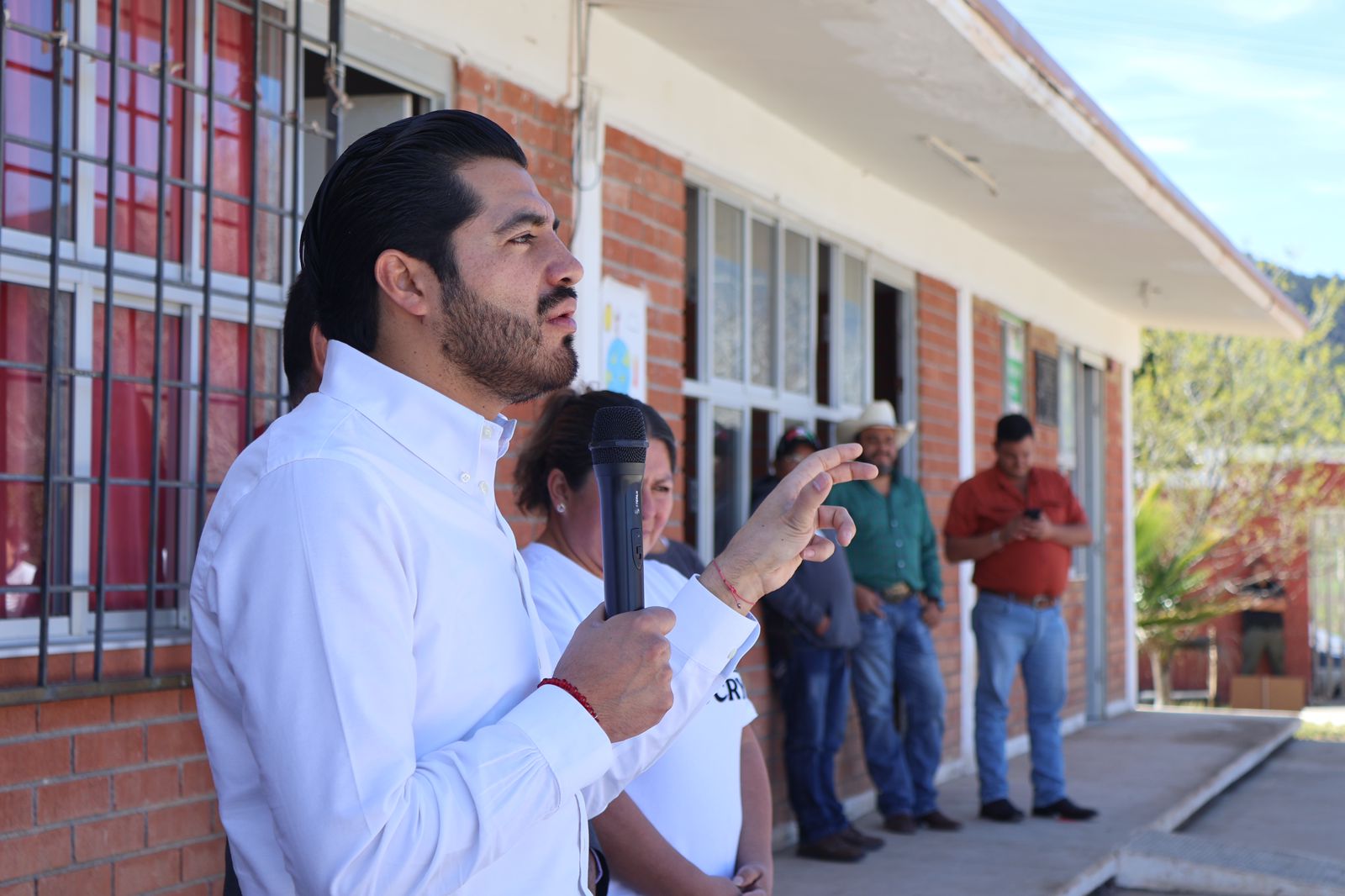 Impulsa Arteaga infraestructura educativa en Cecytec - NRT México