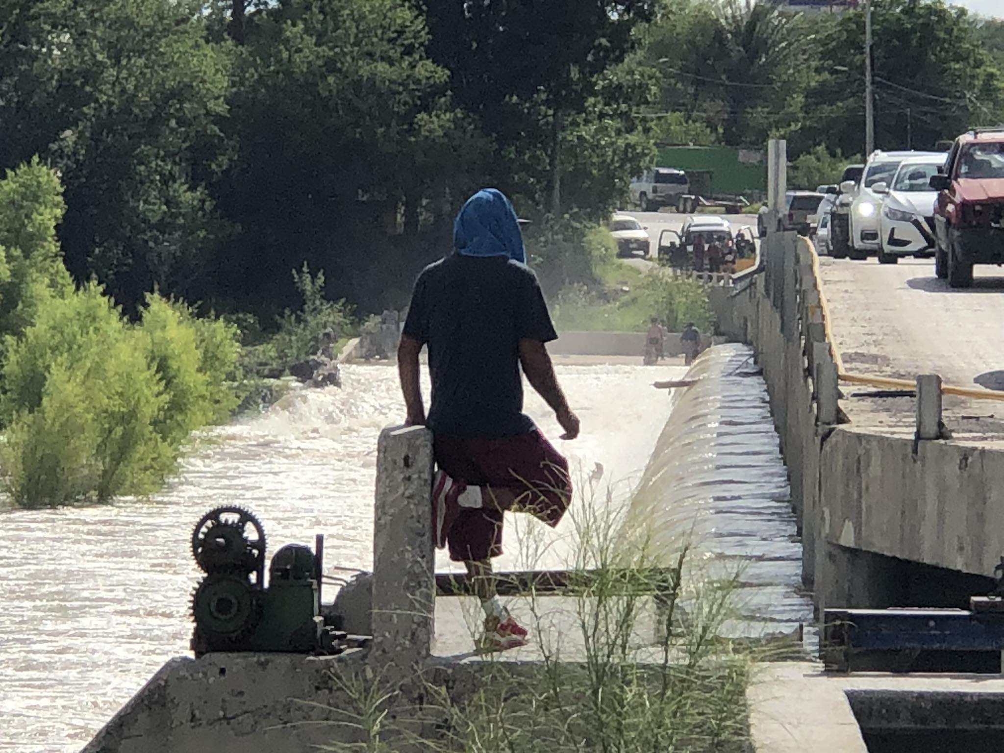 Familias visitan márgenes del Río Sabinas - NRT México