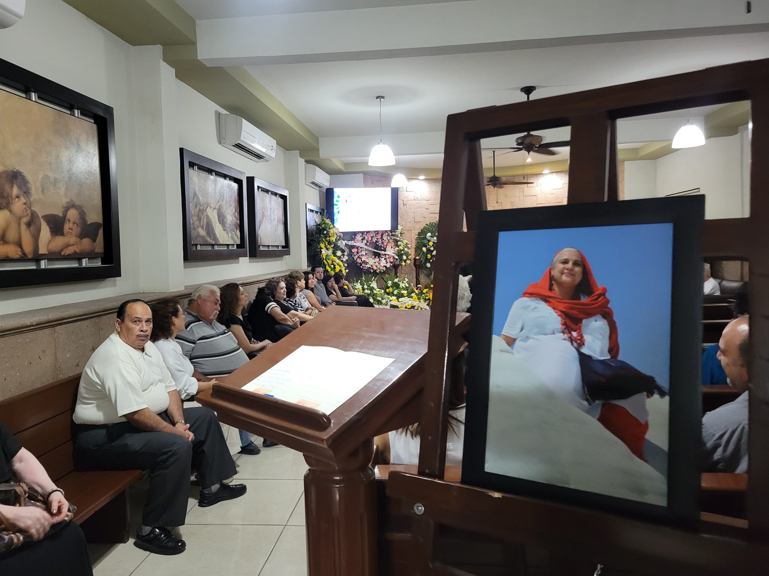 Despiden a maestra Lucy: Un ejemplo de liderazgo y humanidad - NRT México