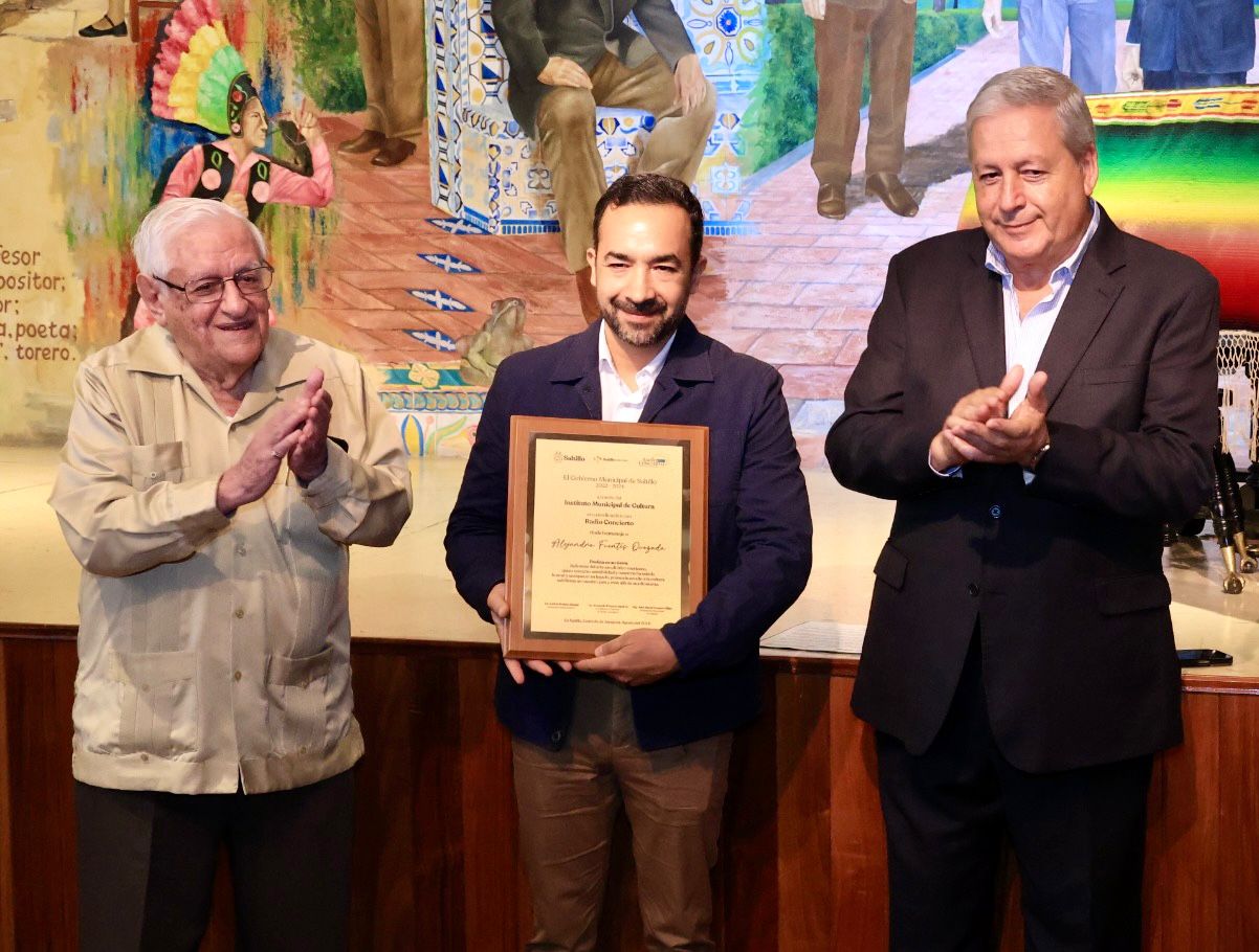 Es Profeta en su Tierra escultor Alejandro Fuentes Quezada - NRT México