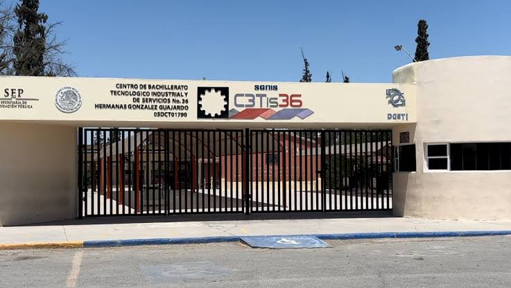 Conmemora CBTIS su 52 aniversario - NRT México