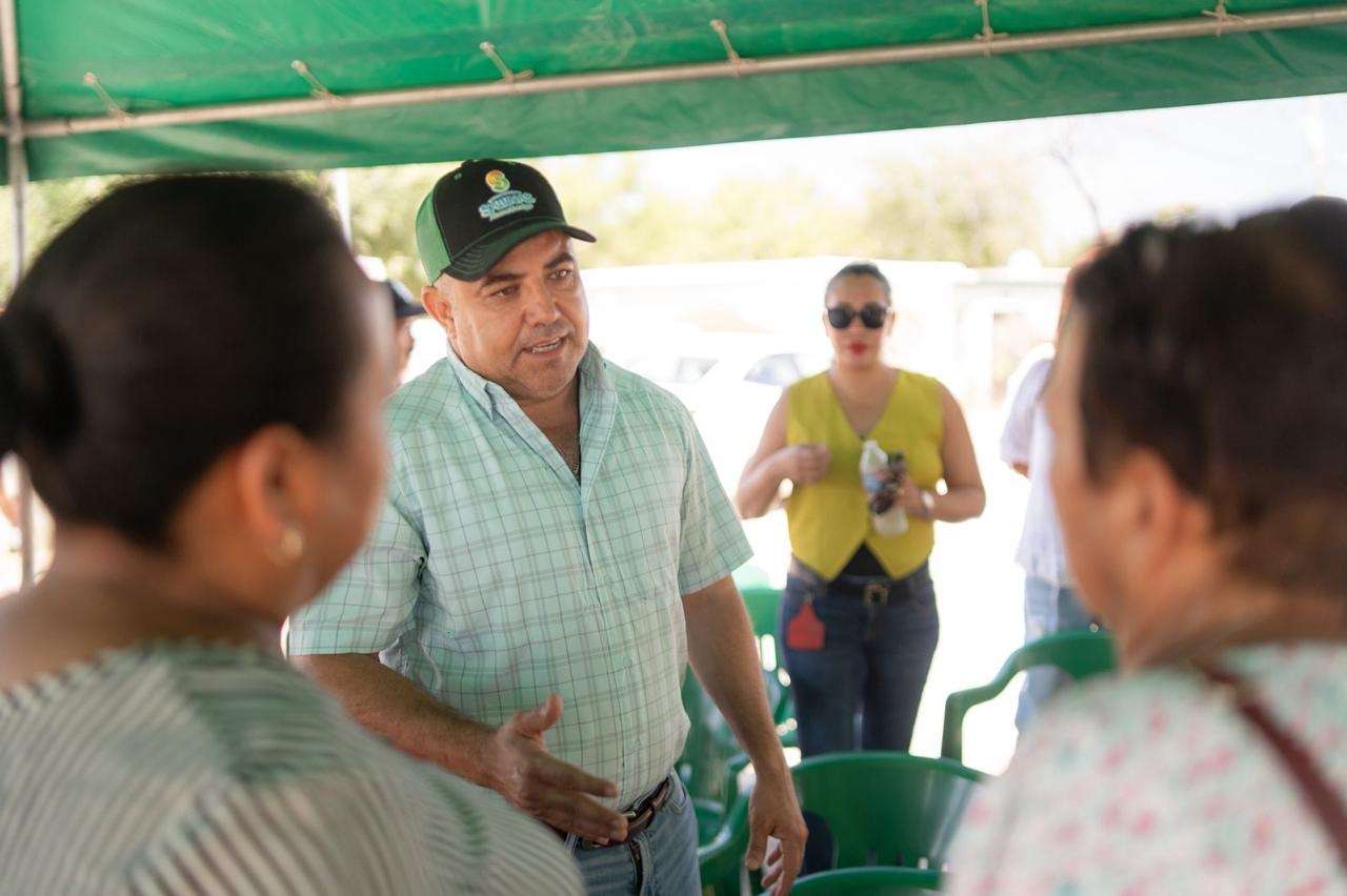 Después de años de olvido, Chano Díaz cumple y transforma la colonia ...
