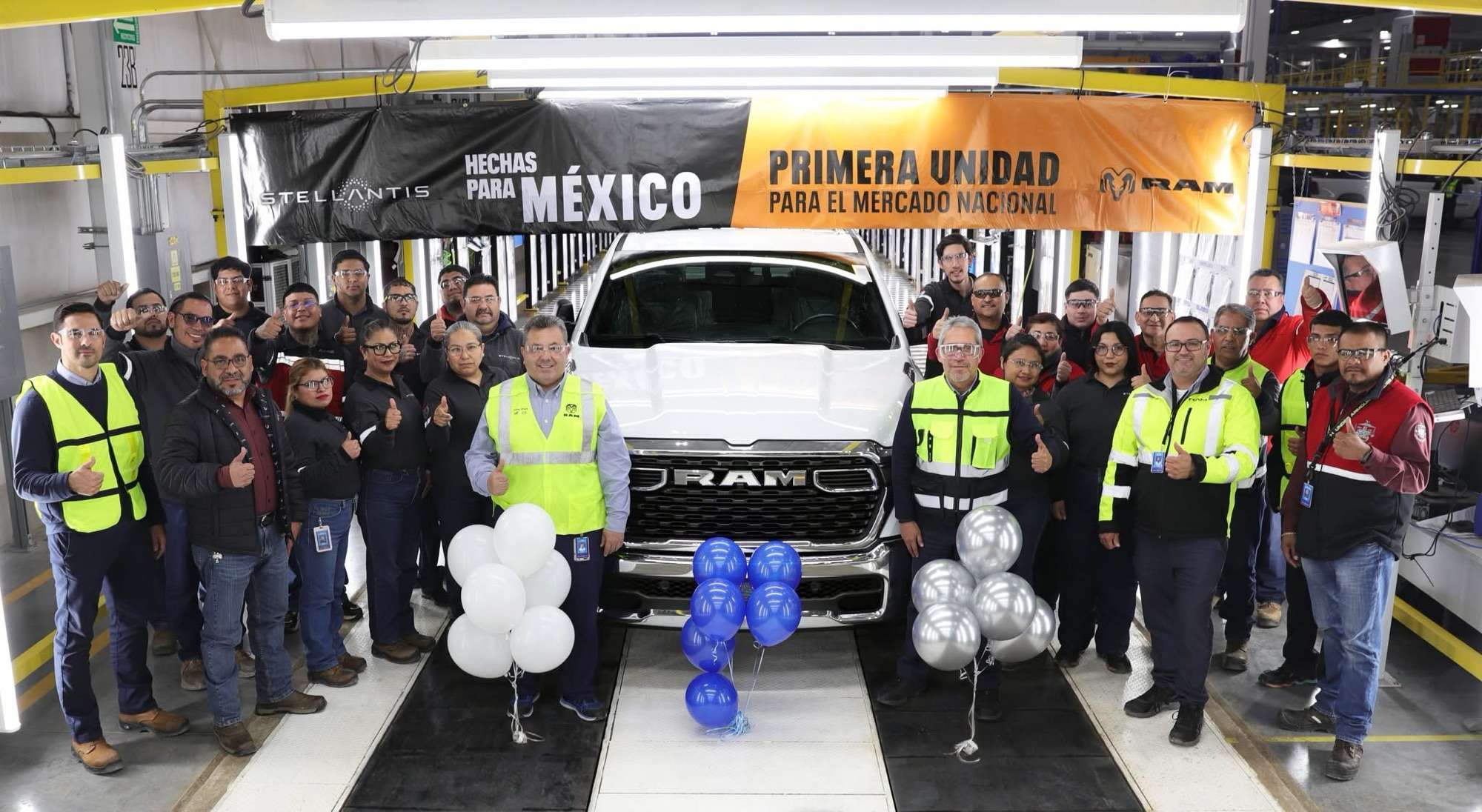 Sale de planta Stellantis la primera RAM 1500 100% ensamblada en ...