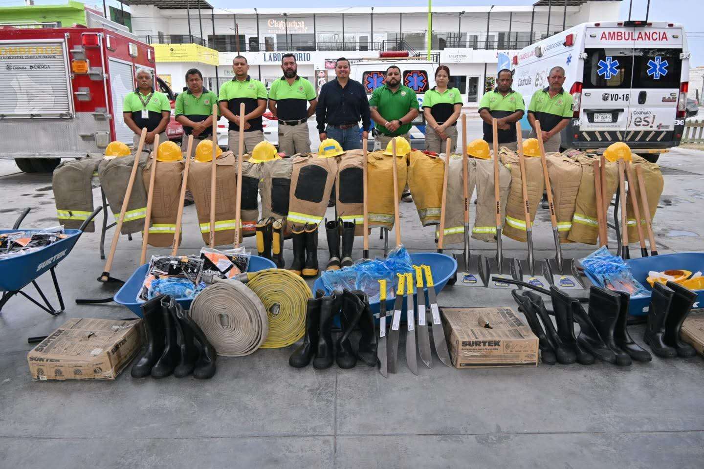 Bomberos de San Buenaventura reciben equipo de protección