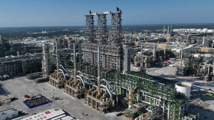 Dos Bocas reduce su producción - NRT México