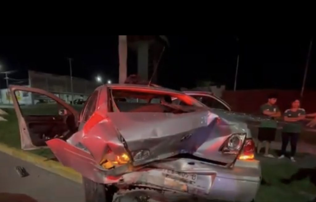 Accidente en bulevar Fundadores deja lesionados en Saltillo